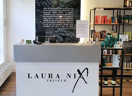 Um die Ecke Grafenberg Laura Nix - Um die Ecke Grafenberg